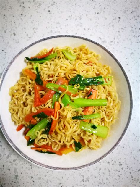 炒方便面可以用什么面炒方便面种类麻辣大山谷图库