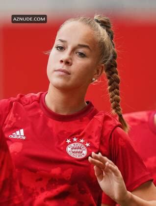 Giulia Gwinn Nude Aznude