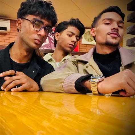 Mathew Jan Mathewjan • Instagram Photos And Videos