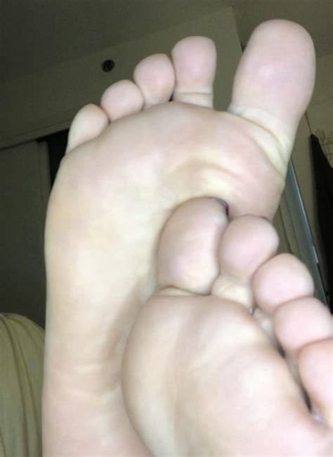 This Pic Would Look Better If My Soles Were Covered With Ur Cum 😻 😉