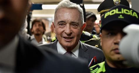 Caso Álvaro Uribe Polémica Por La Presencia Del Expresidente En El