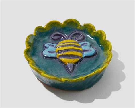 Lindsey Reddick Bumblebee 2023 Form And Concept Gallery