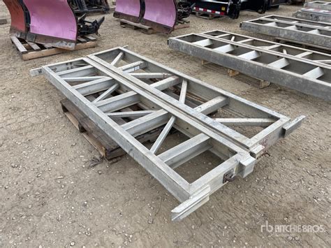 Quantity Of 2 Load Levelers Ritchie Bros Auctioneers