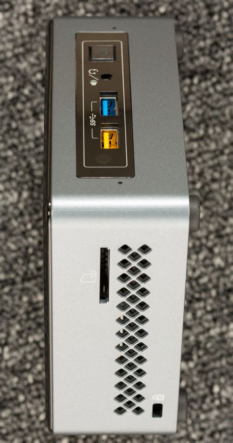 The Nuc Cays Model Of The Intel Nuc Kit Is A Small Versatile Upgradable And Highly Affordable