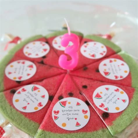 🐷돼지바떡 수박설기🍉 ⠀⠀⠀ 오늘은 어린이들 온당 서대문 은평 마포 앙금플라워떡케이크
