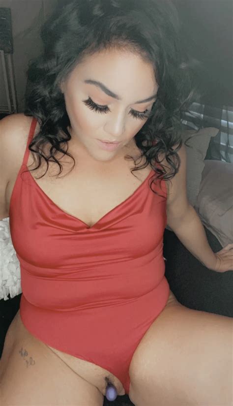 Will You Rub My Clit Slowly 5 Pics Xhamster