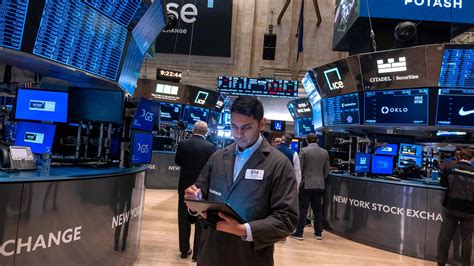 3분증시 미국 증시 연준 매파적 금리 인하에 급락