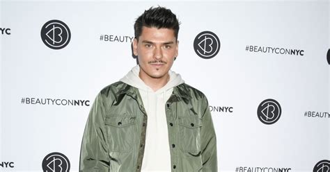 The Life Of Mario Dedivanovic Kim Kardashians Makeup Artist