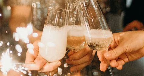 連假千杯不醉靠「解酒藥」面對現實？一句話打破迷思