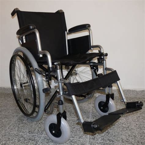 Хванаха крадец свил инвалидна количка от болницата в Лом