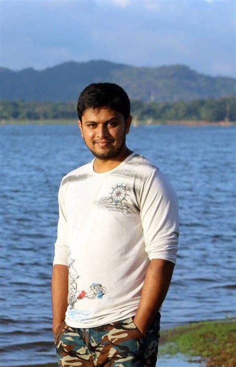 Anuradha Prabhath Kadurugasyaya Medium