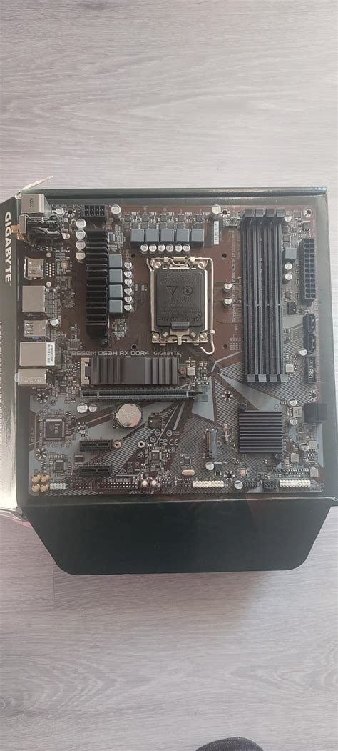 Satildi Gigabyte B M Ds H Ax Ddr Donan Mhaber Forum