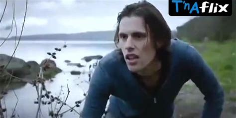 Erika Sawajiri Breasts Scene In Helter Skelter