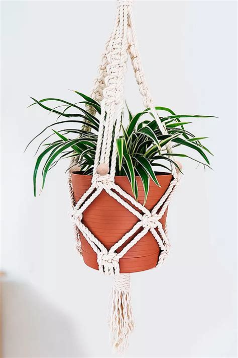 Diy Macrame Kit T Tin Urban Outfitters Uk