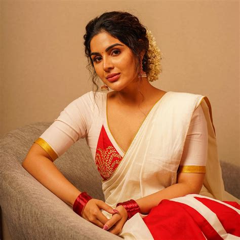 Samyuktha Menon New Onam Photos Kerala Com