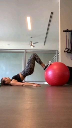 10 Minute Abs And Core Workout For A Stronger Midsection Artofit