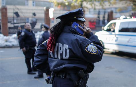 Nypd Oficially Begins Transition To Iphone 7 And 7 Plus The Latest Hip Hop News Music And
