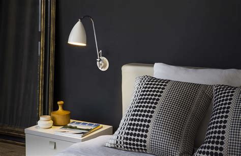 Joel Wall Light 240v Cream 42w Mr Resistor Lighting