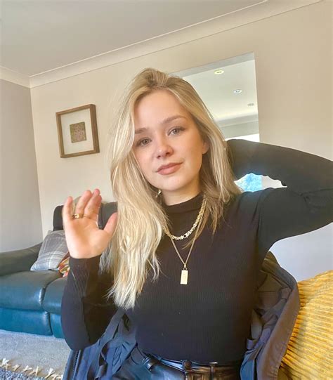 Connie On Twitter Hi