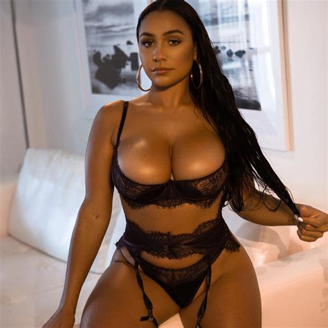 Lina Polanco Is The Instagram Of The Day 12