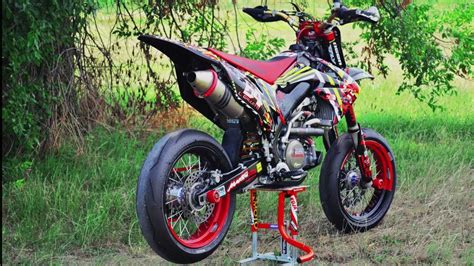 Honda Supermoto