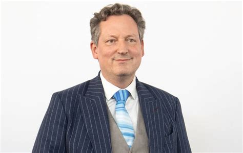 Bizarre Netzdebatte über Luisa Neubauers Vorbau