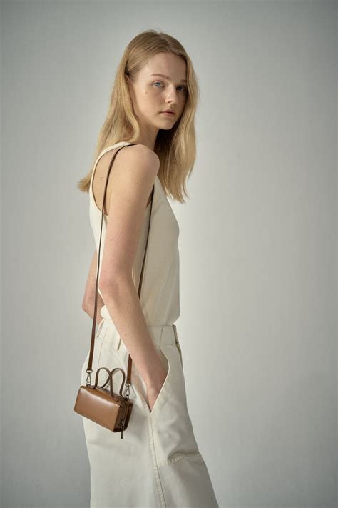 미니 파운드백black 감도 깊은 취향 셀렉트샵 29cm