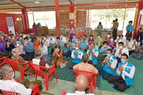 သုံးခွမြို့နယ်တွင် အသက် ၈၀နှစ်နှင့်အထက် သက်ကြီးဘိုးဘွားများအား ပူဇော်ကန်တော့ပွဲ နှင့်လှူဒါန်းပွဲ