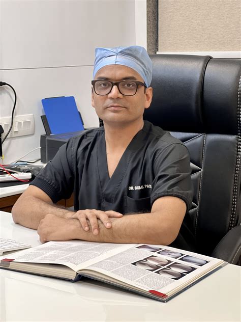 dr saumil patel ahmedabad