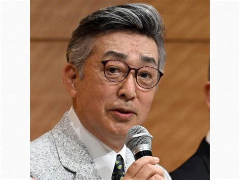 中条きよし氏、国会で新曲とディナーショー宣伝 「不謹慎」と批判 団塊世代の奮闘記