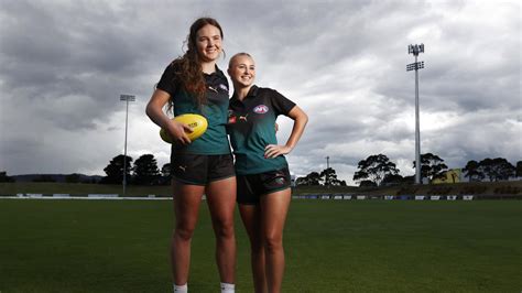 Tasmanian Duo Brooke Barwick And Georgia Clark On Aflw Draft Dreams