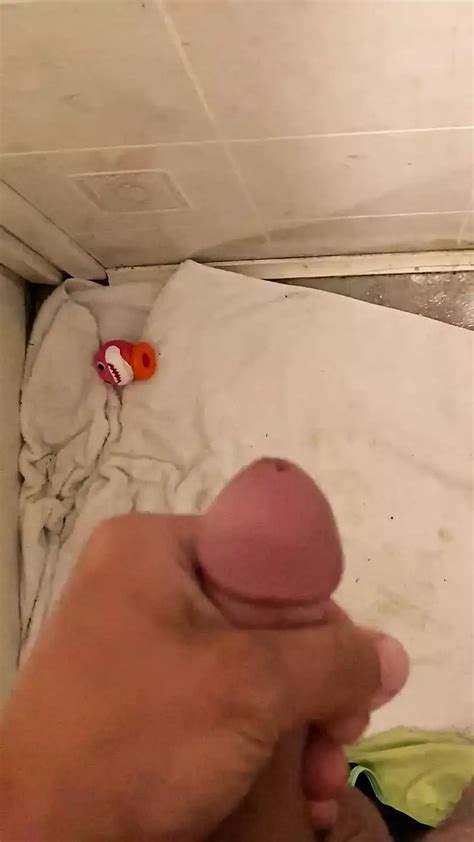Huge Solo Cumshot Xhamster