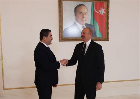 შალვა პაპუაშვილი ილჰამ ალიევს შეხვდა