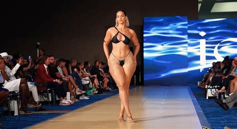 Conoce A Riss La Modelo Que Se Hizo Viral Por Sus Curvas Her Beauty