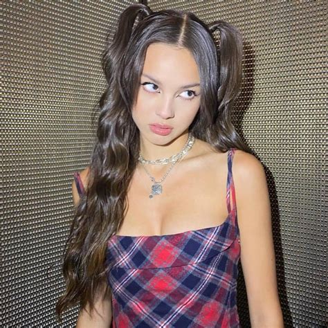 Wyr Have Lifelong Limitless Sex With Olivia Rodrigo Or Kenzie Ziegler