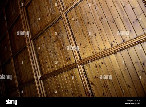 Ceiling Cladding Hi Res Stock Photography And Images Alamy
