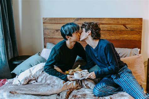 Naked Gay Men Kissing Photos Download The Best Free Naked Gay Men