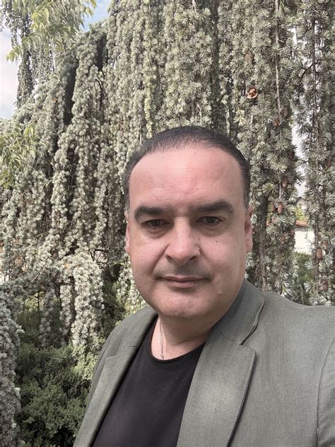 Секој чин на непочитување што го правите или го игнорирате за да избегнете проблеми всушност