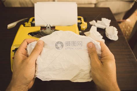 作家没有灵感高清图片下载 正版图片505708431 摄图网