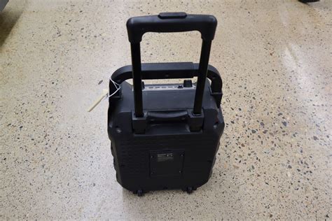 Sharper Image Sbt1066 Bluetooth Portable Speaker Black 8800