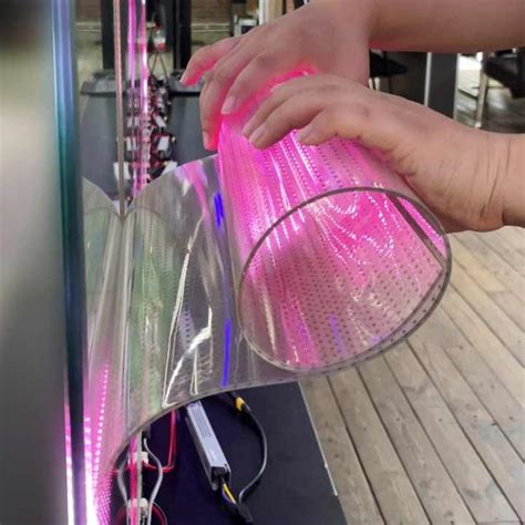 Led 투명 필름 디스플레이 화면 P6 P8 P10 P20 상점 창 유리 Led 유연한 크리스탈 필름 스크린 야외 실내 스크린