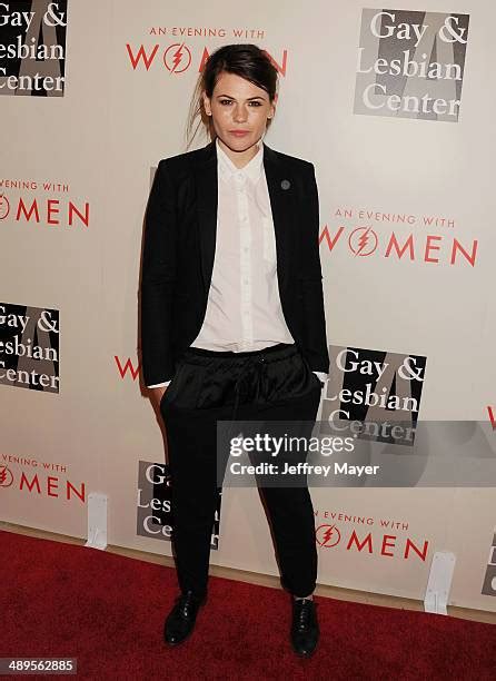 Clea Duvall Lesbian Photos And Premium High Res Pictures Getty Images