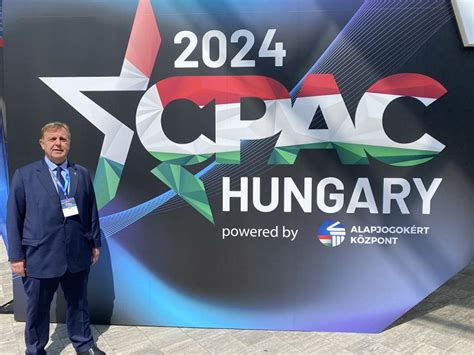 Лидерът на ВМРО Каракачанов и организационният секретар Сиди участваха във форума СРАС в Будапеща