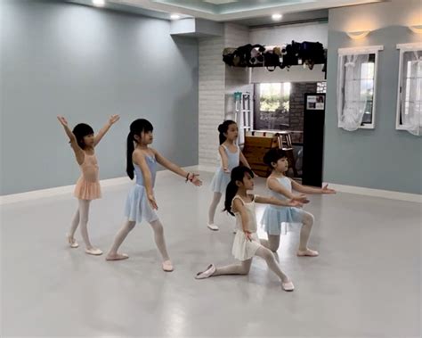 9月のスケジュール Ellie Ballet Class