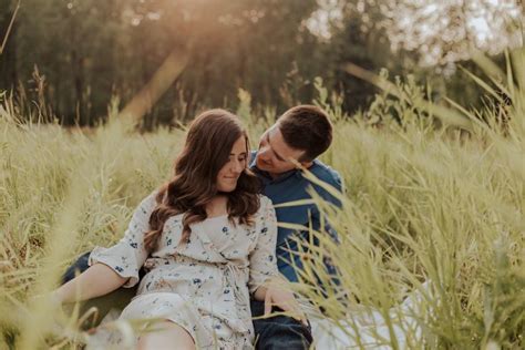 Hannah Hotchkiss Photography Couples Couple Photography Spokane Weddings