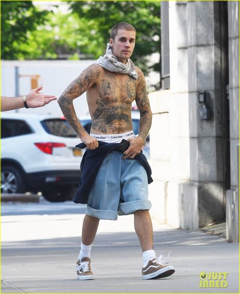 Photo Justin Bieber Goes Shirtless Walk With Hailey Bieber Photo Just Jared