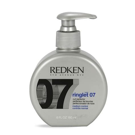 A Curl Perfecting Lotion Smooths Out Curls Without Weighing Them Down Redken Ringlet 07 Curl
