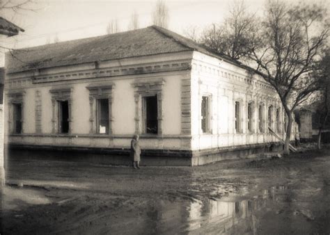 [ Ru]Как застраивалась улица Усова в Никополе фото [ Ua]Як забудовувалася вулиця Усова у