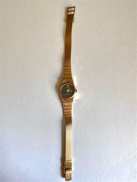 Жіночі часи ingersoll вінтаж | Digital watch, Accessories, Square watch