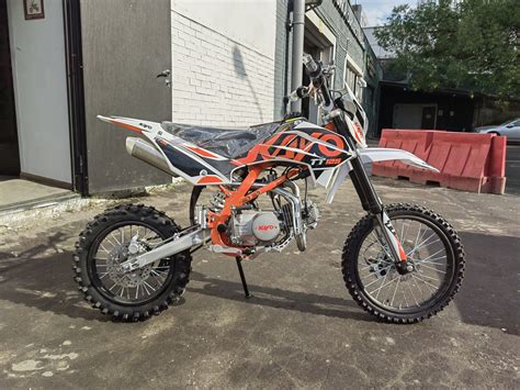Питбайк KAYO BASIC TT125 17/14 KRZ (механ. сцепл., кикстартер, 2022 г ...